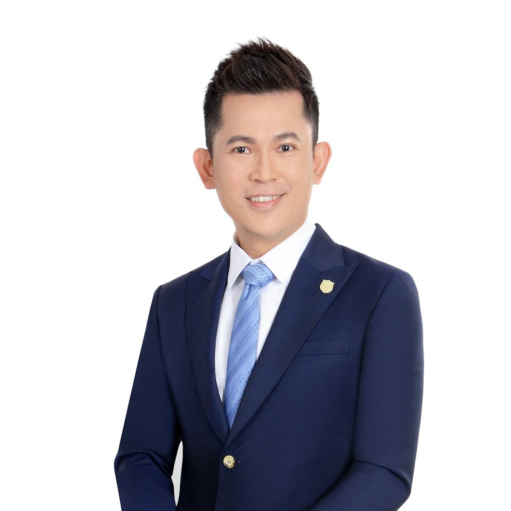 Alex Chong